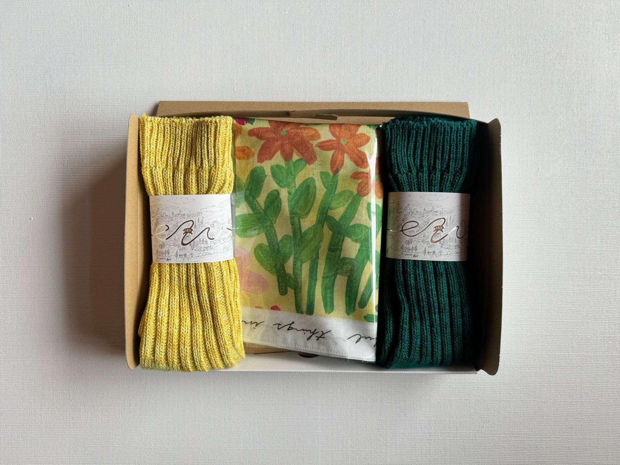 ezu(エズ) 手描きの絵図からうまれる いろいろなモノたち | ezu公式通販サイト